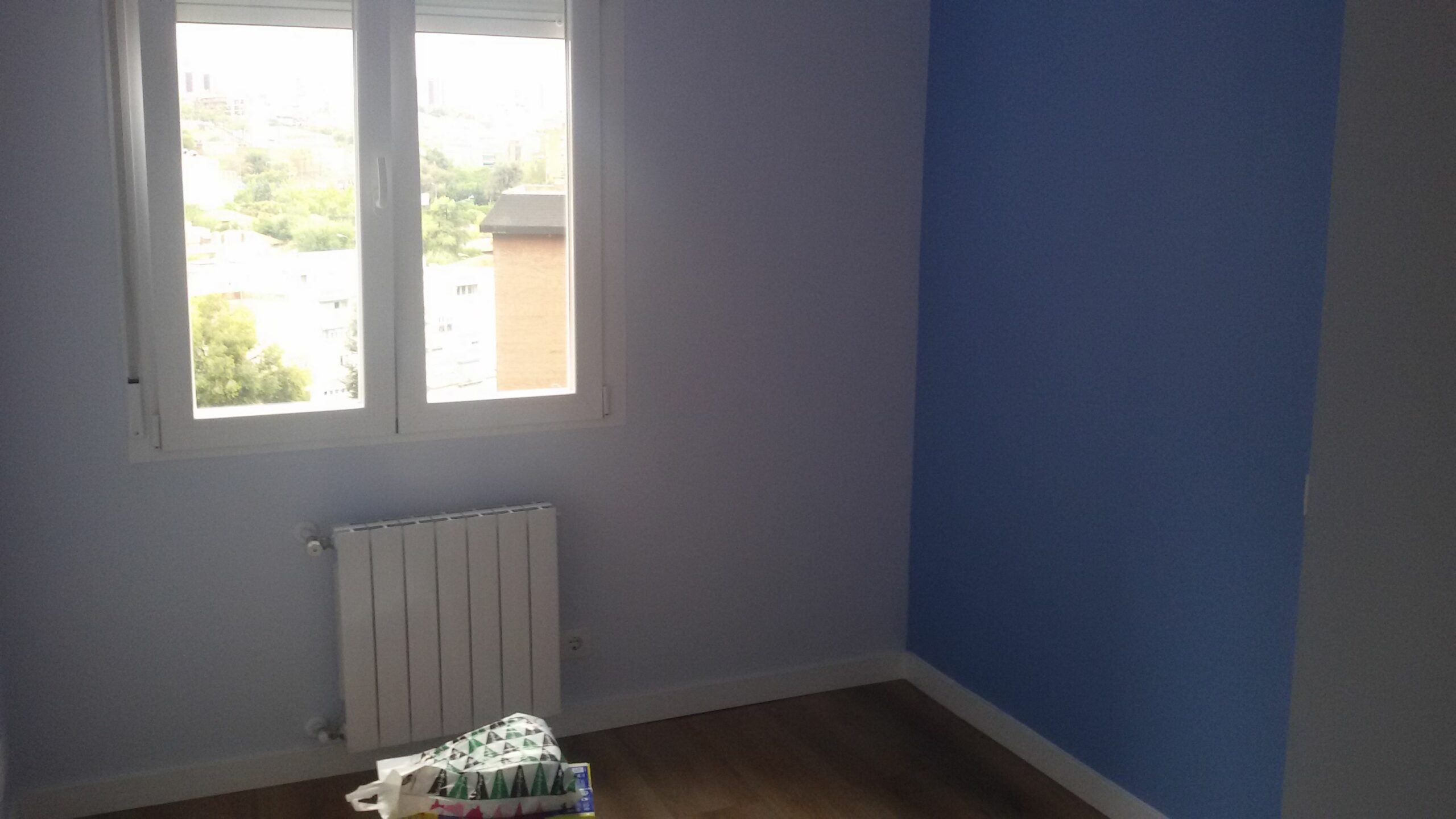 Esmalte al agua Color Azul | PINTURAS URBANO - PINTORES EN MADRID ...